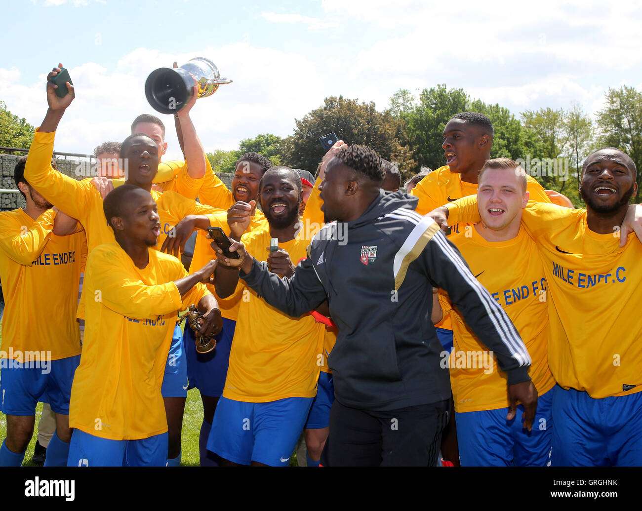 Mile End pose with the Jack Walpole Cup after Mile End (yellow) vs Top ...