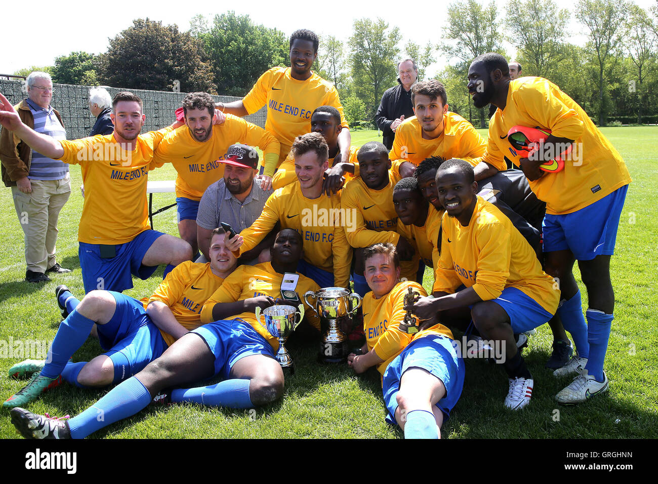 Mile End pose with the Jack Walpole Cup after Mile End (yellow) vs Top ...