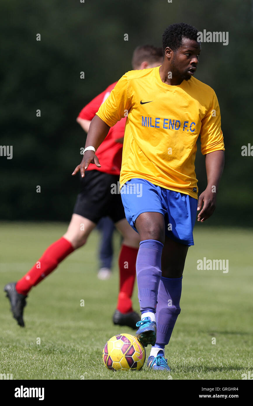 Mile End (yellow) vs Top Red, Hackney & Leyton Sunday League Jack ...