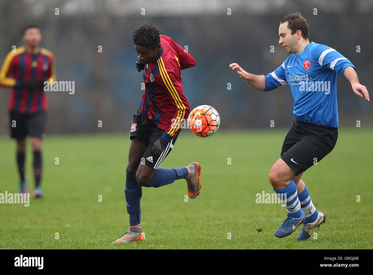 Highfield (blue) vs FC Bartlett, Hackney & Leyton Sunday League Albert ...