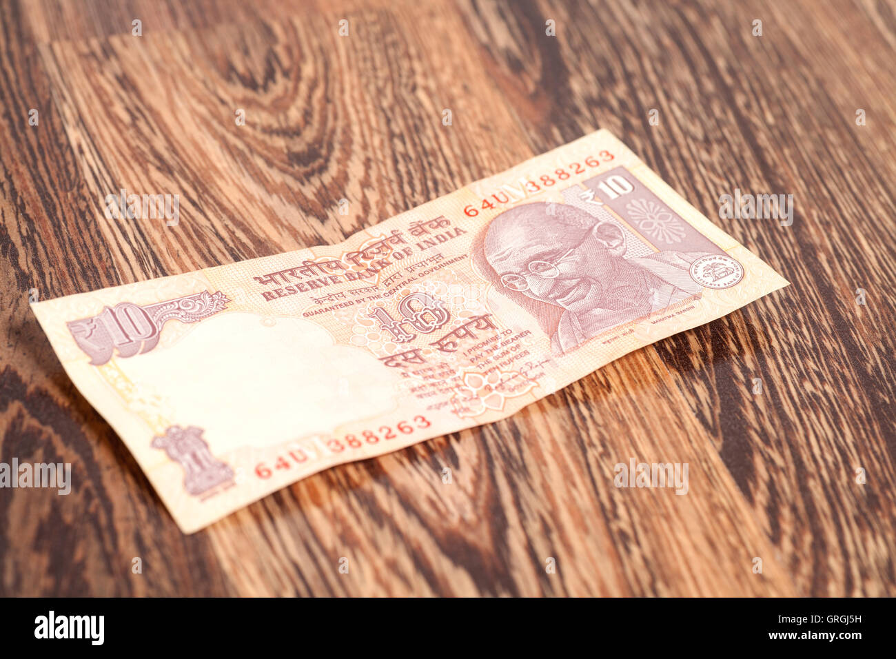 10 rupee note hi-res stock photography and images - Alamy