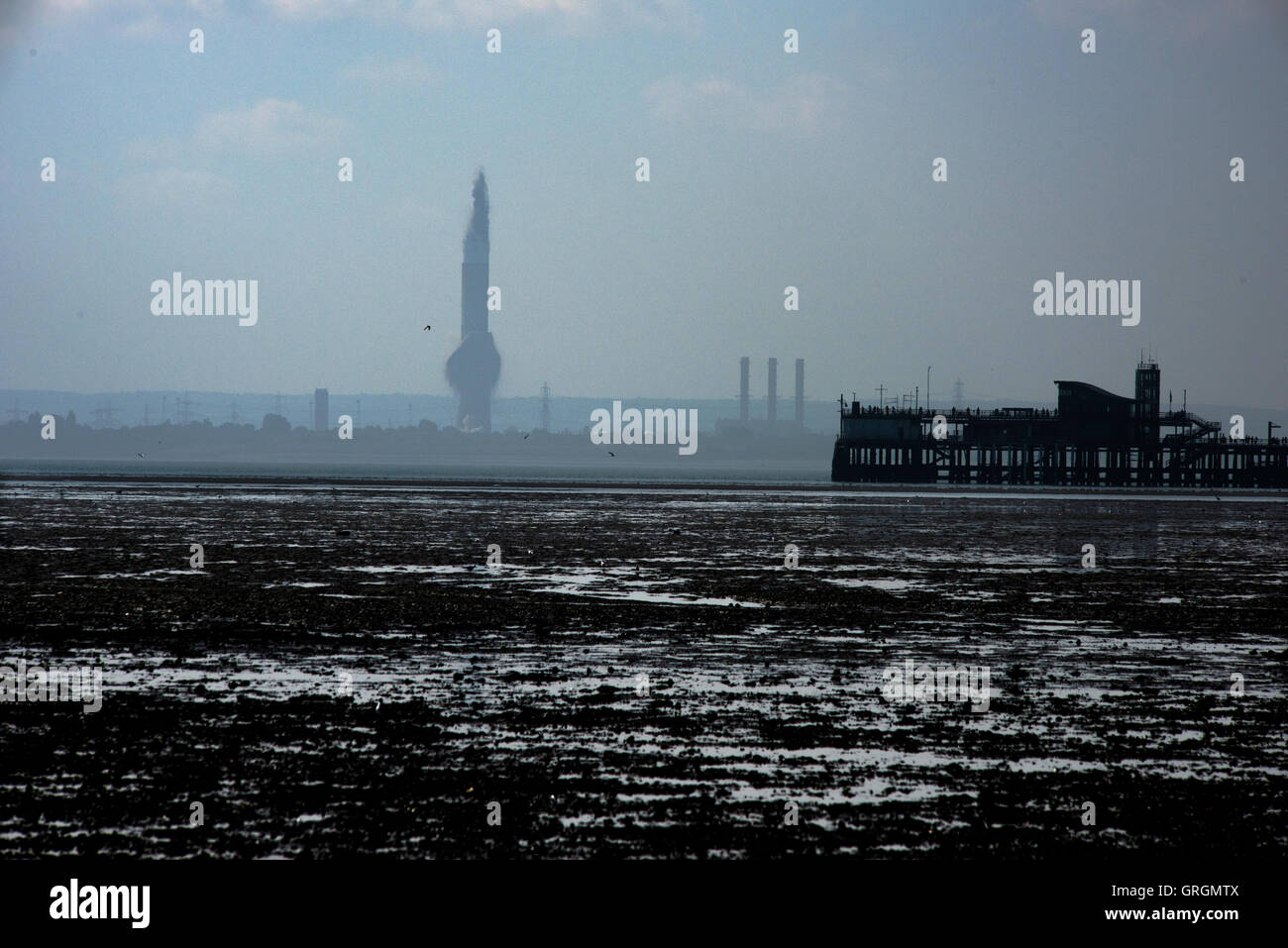 Grain north kent coast hi-res stock photography and images - Alamy