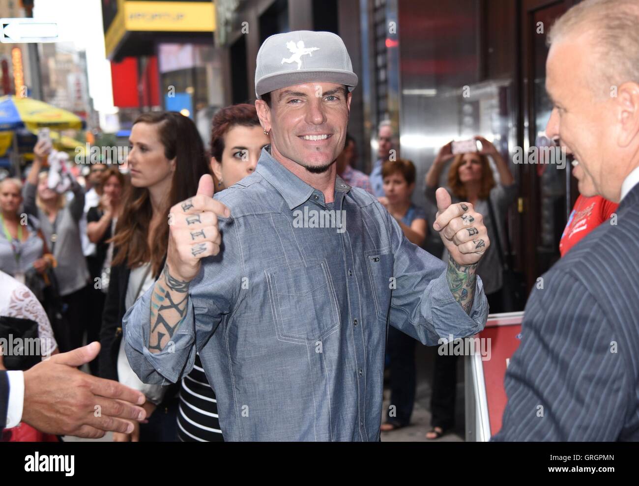 Vanilla ice celebrity candids wed paparazziec hi-res stock photography ...