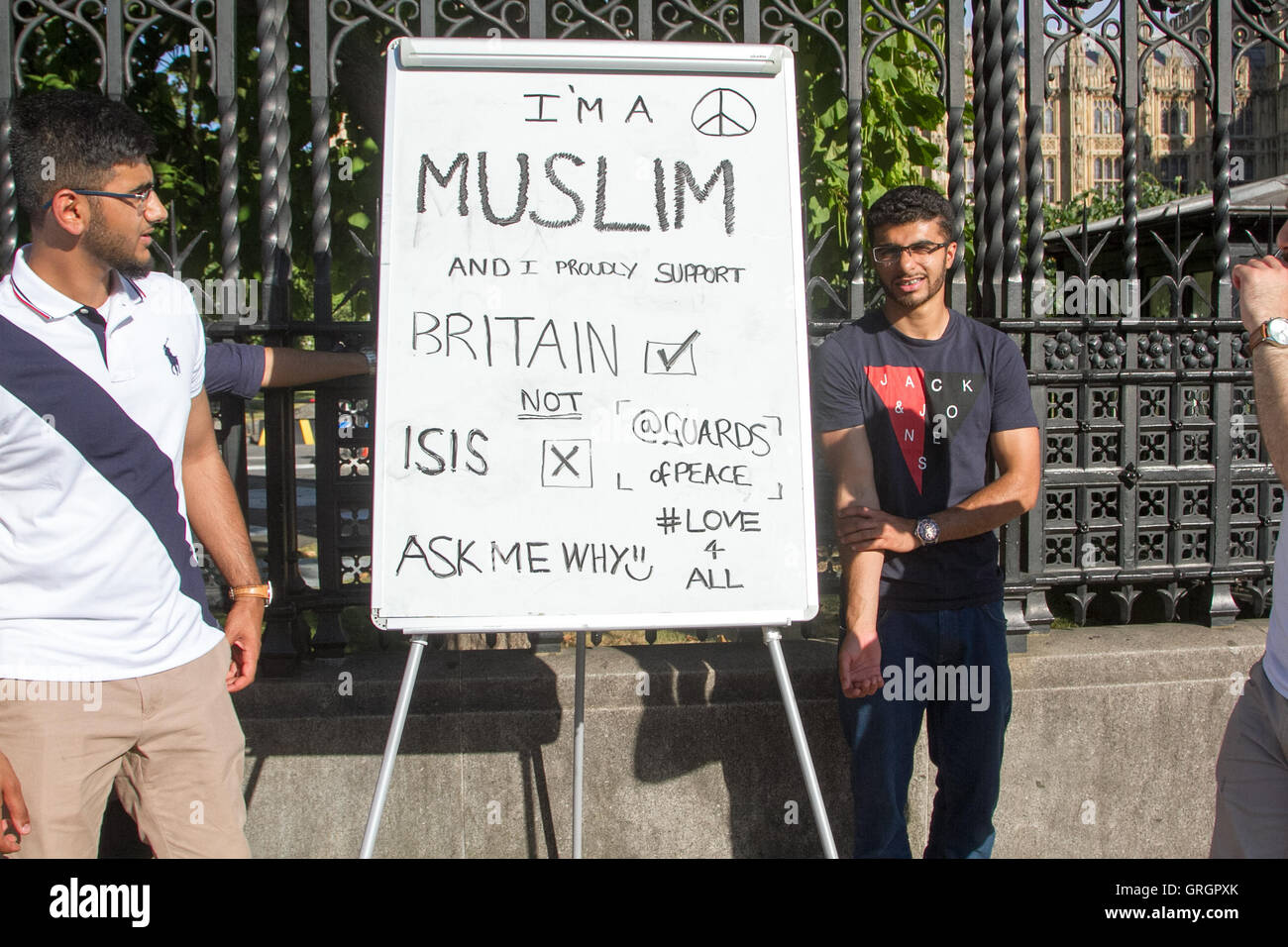 Westminster London, UK. 7th Sep, 2016. A group of Muslim men place a ...