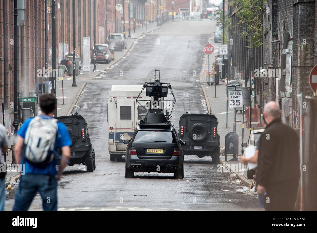 Car crash movie set hi-res stock photography and images - Alamy