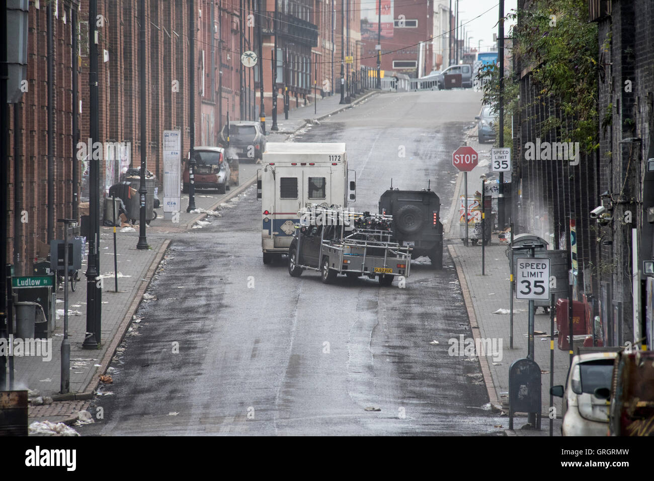 Car crash movie set hi-res stock photography and images - Alamy