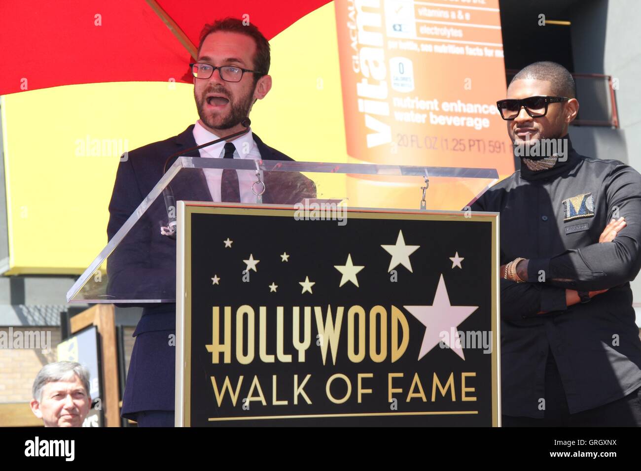 Hollywood, California, USA. 7th Sep, 2016. I15848CHW.USHER Honored With ...