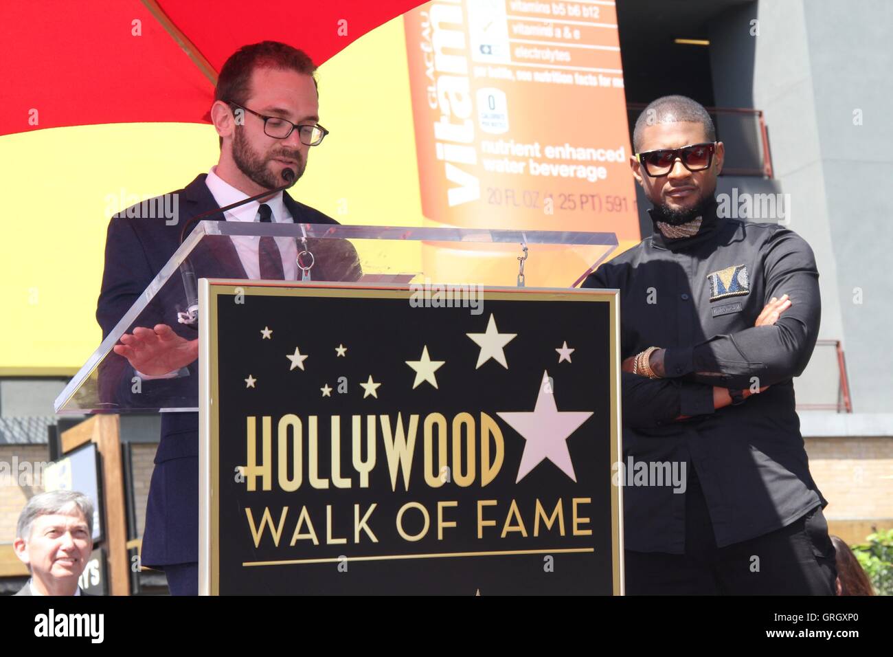 Hollywood, California, USA. 7th Sep, 2016. I15848CHW.USHER Honored With ...