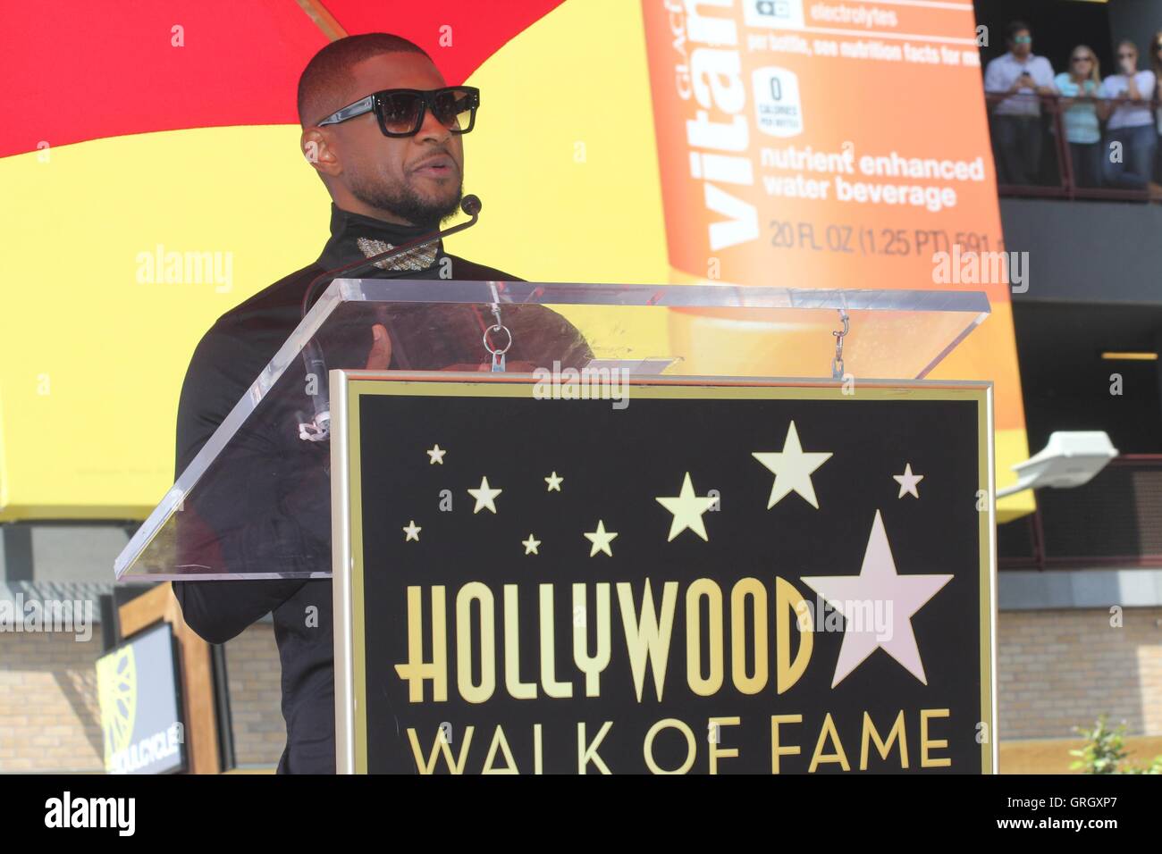Hollywood, California, USA. 7th Sep, 2016. I15848CHW.USHER Honored With ...