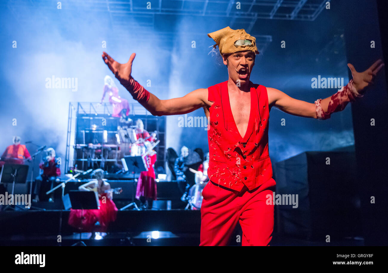 Meiningen, Germany. 06th Sep, 2016. Actor Phillip Henry Brehl rehearses ...