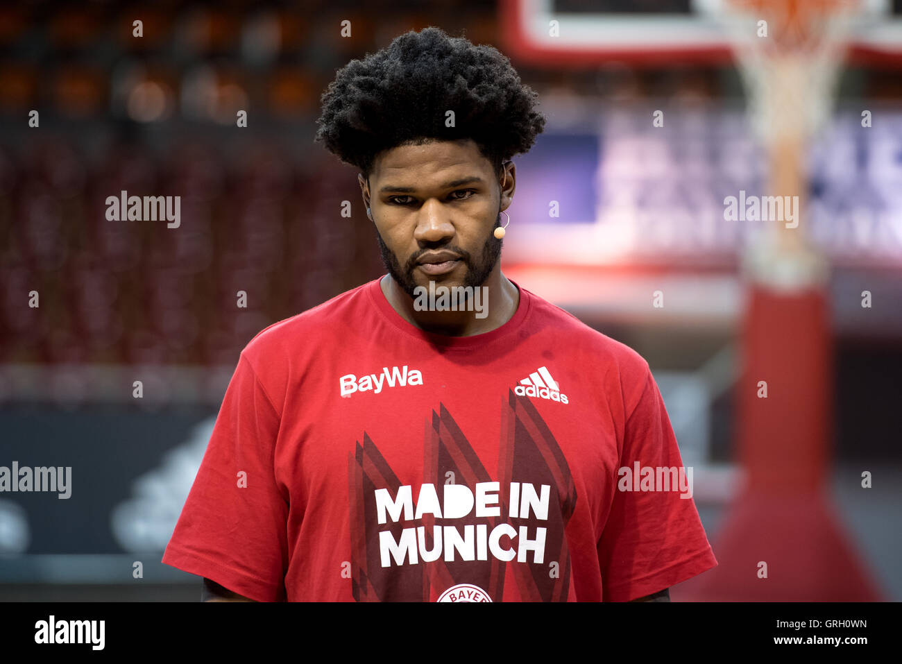 Munich's Devin Booker being welcomed by the fans during the team ...