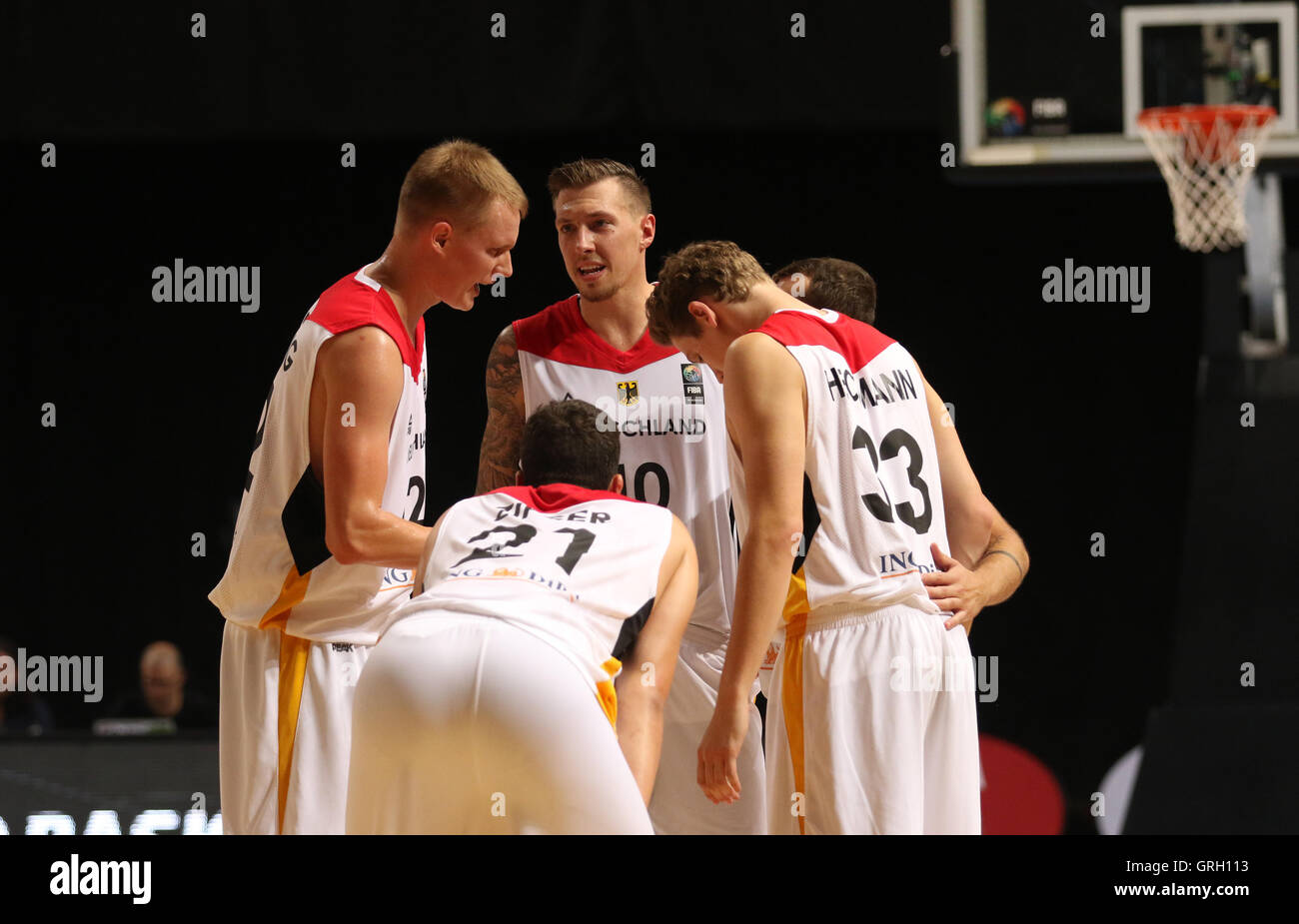 Oberhausen, Germany. 7th Sep, 2016. Germany's Robin Benzing (l-r ...