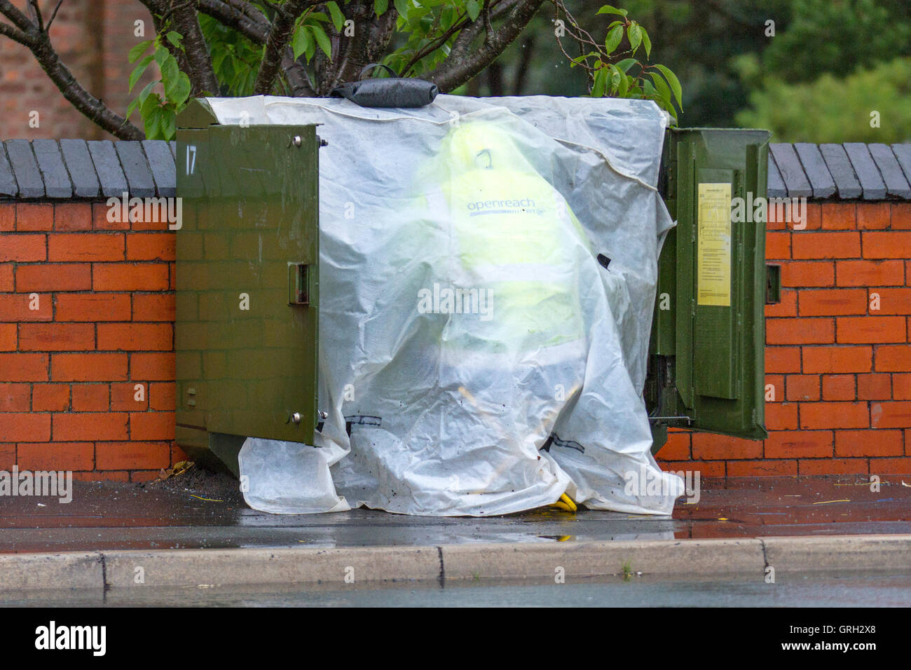 Communications engineer works optical fiber hi-res stock photography ...