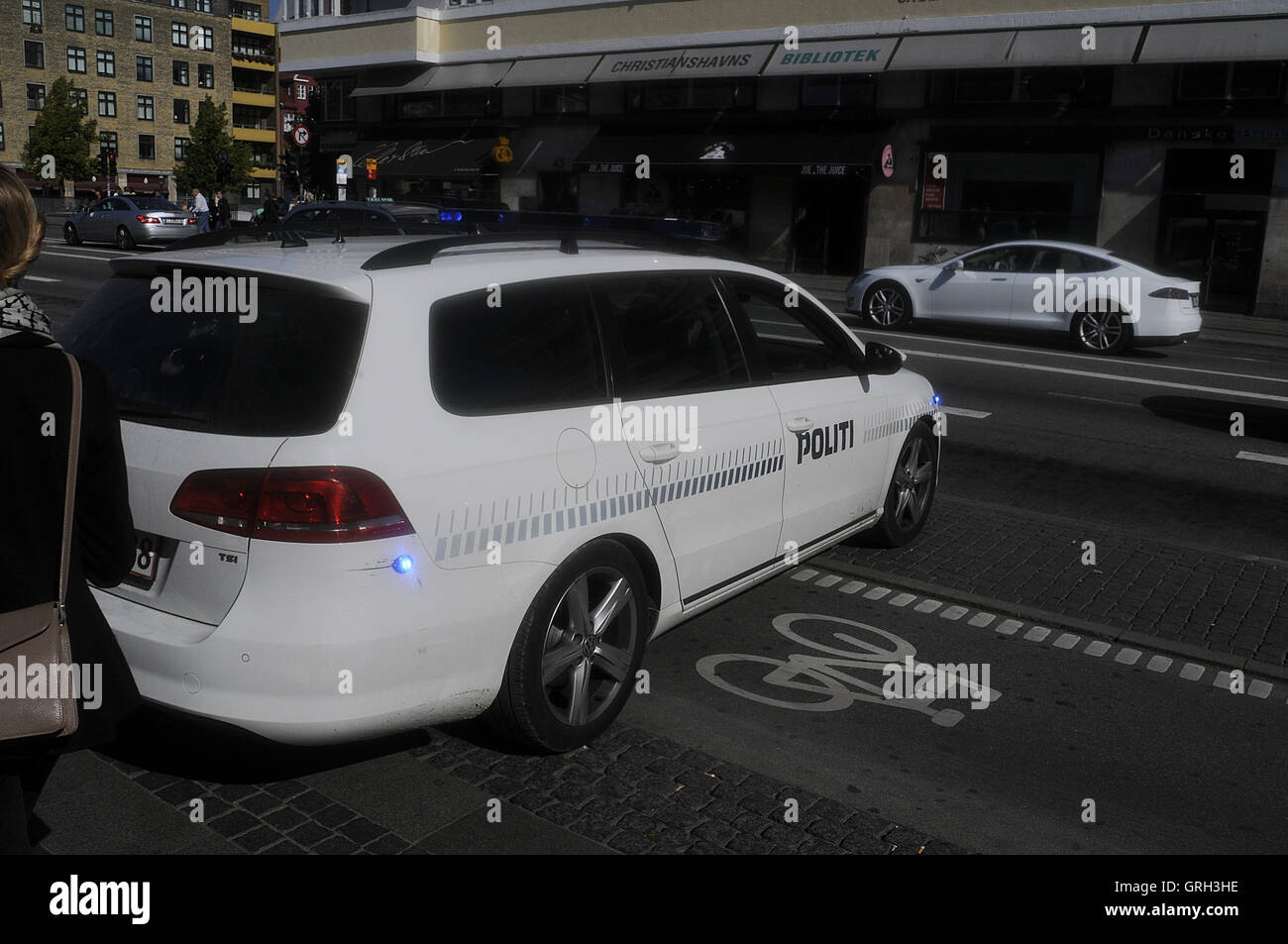 Copenhagen, Denmark. 08th Sep, 2016. Danish police part of commondo ...