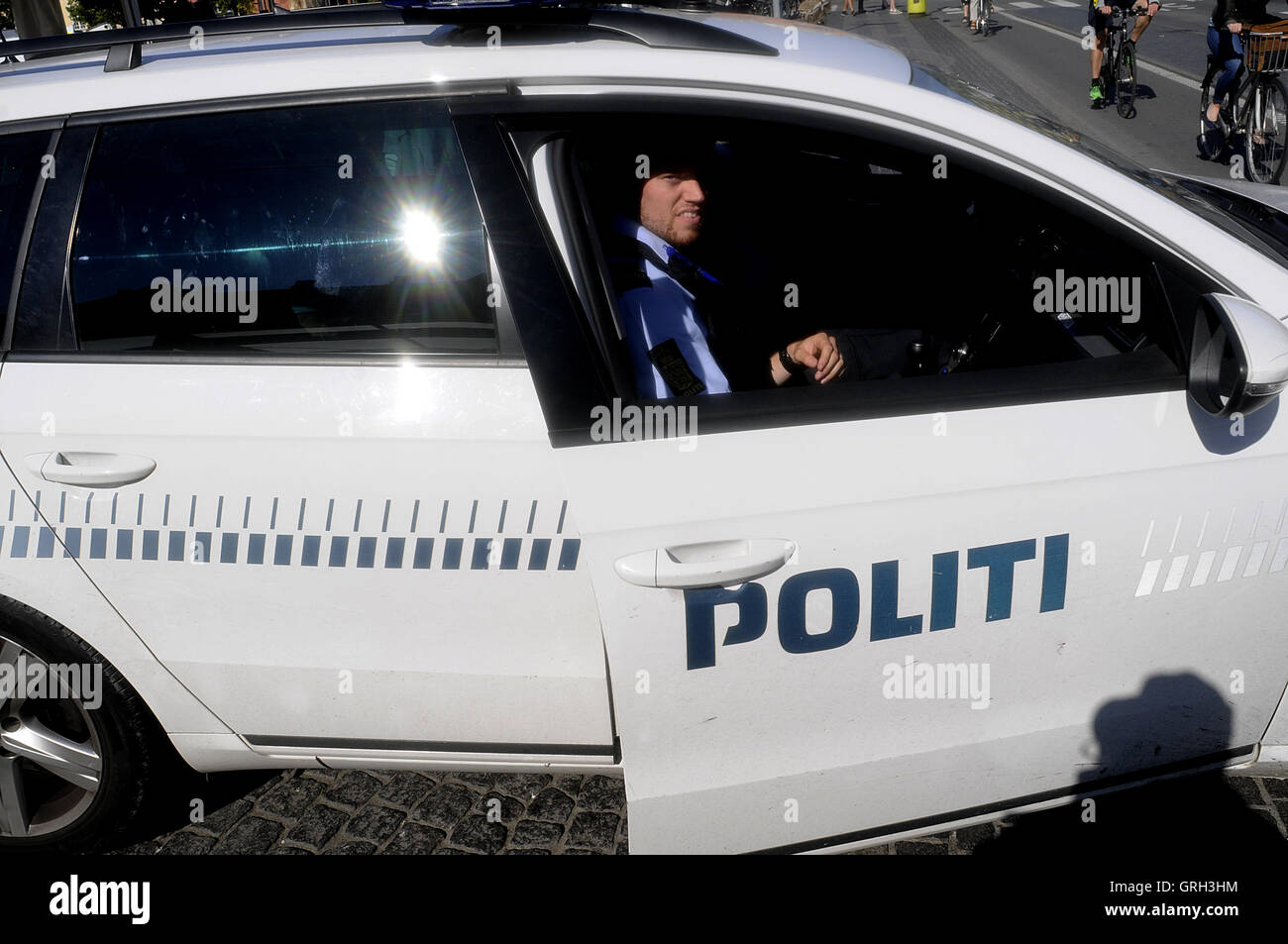 Copenhagen, Denmark. 08th Sep, 2016. Danish police part of commondo ...