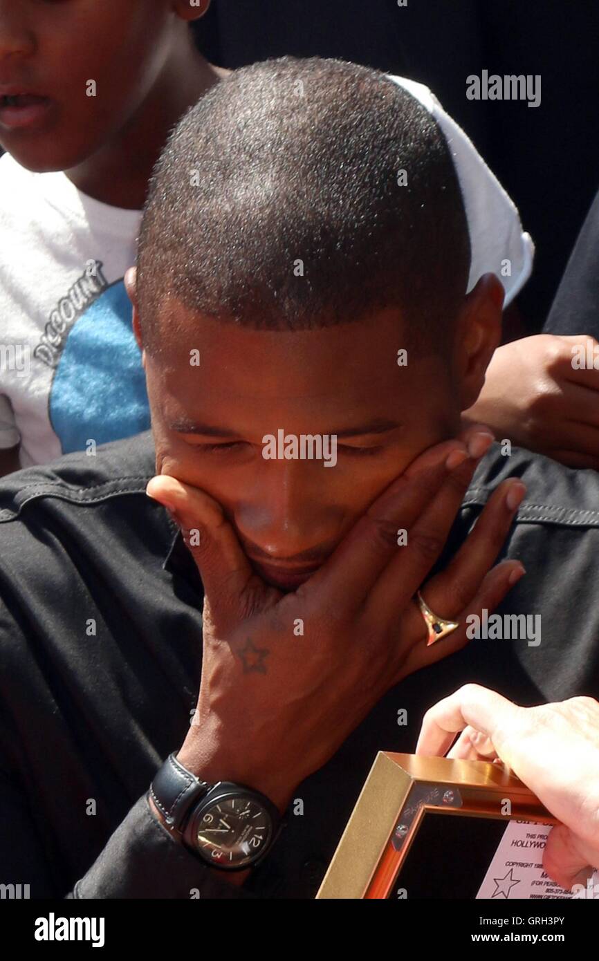 Los Angeles, CA, USA. 7th Sep, 2016. Usher Raymond in attendance for ...