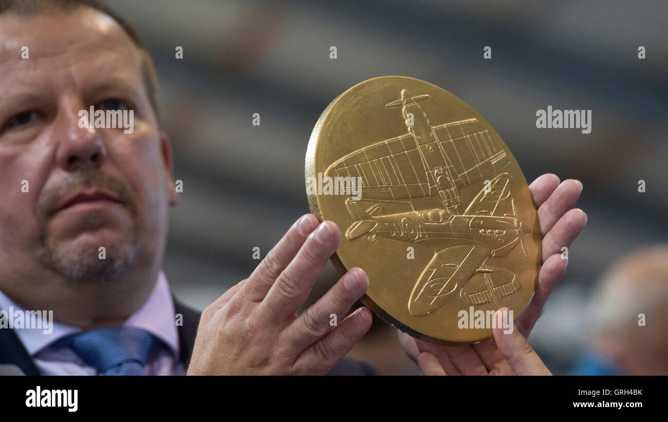 Prague, Czech Republic. 08th Sep, 2016. The Czech Mint business ...