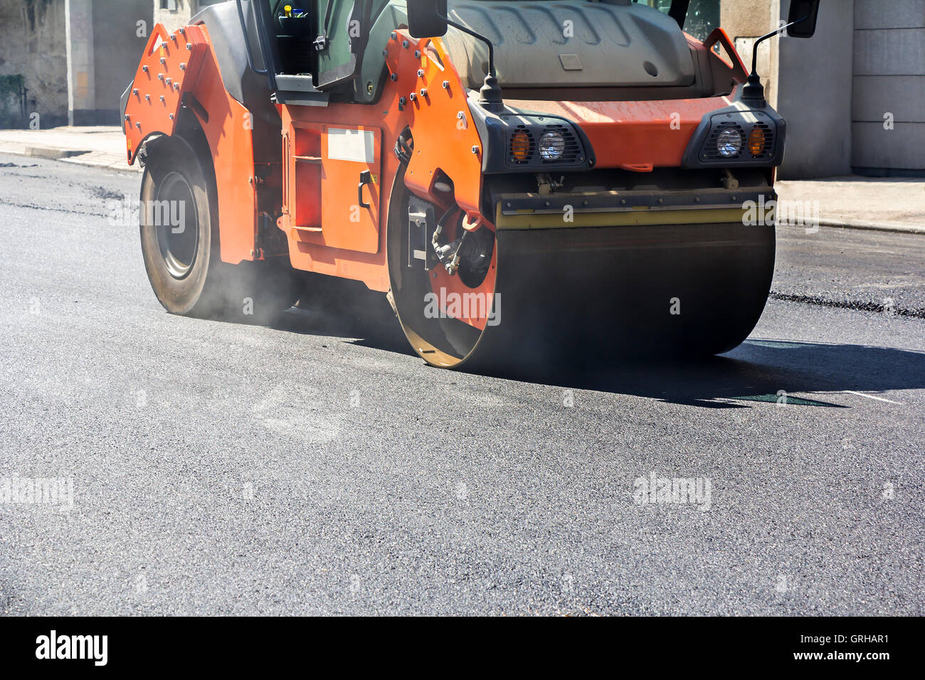 Compacting roller hi-res stock photography and images - Alamy