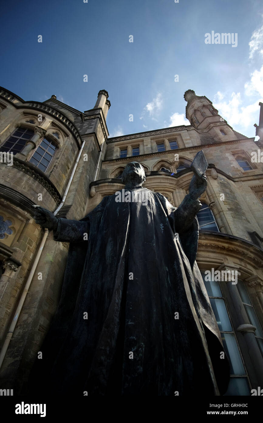 Charles edwards hi-res stock photography and images - Alamy