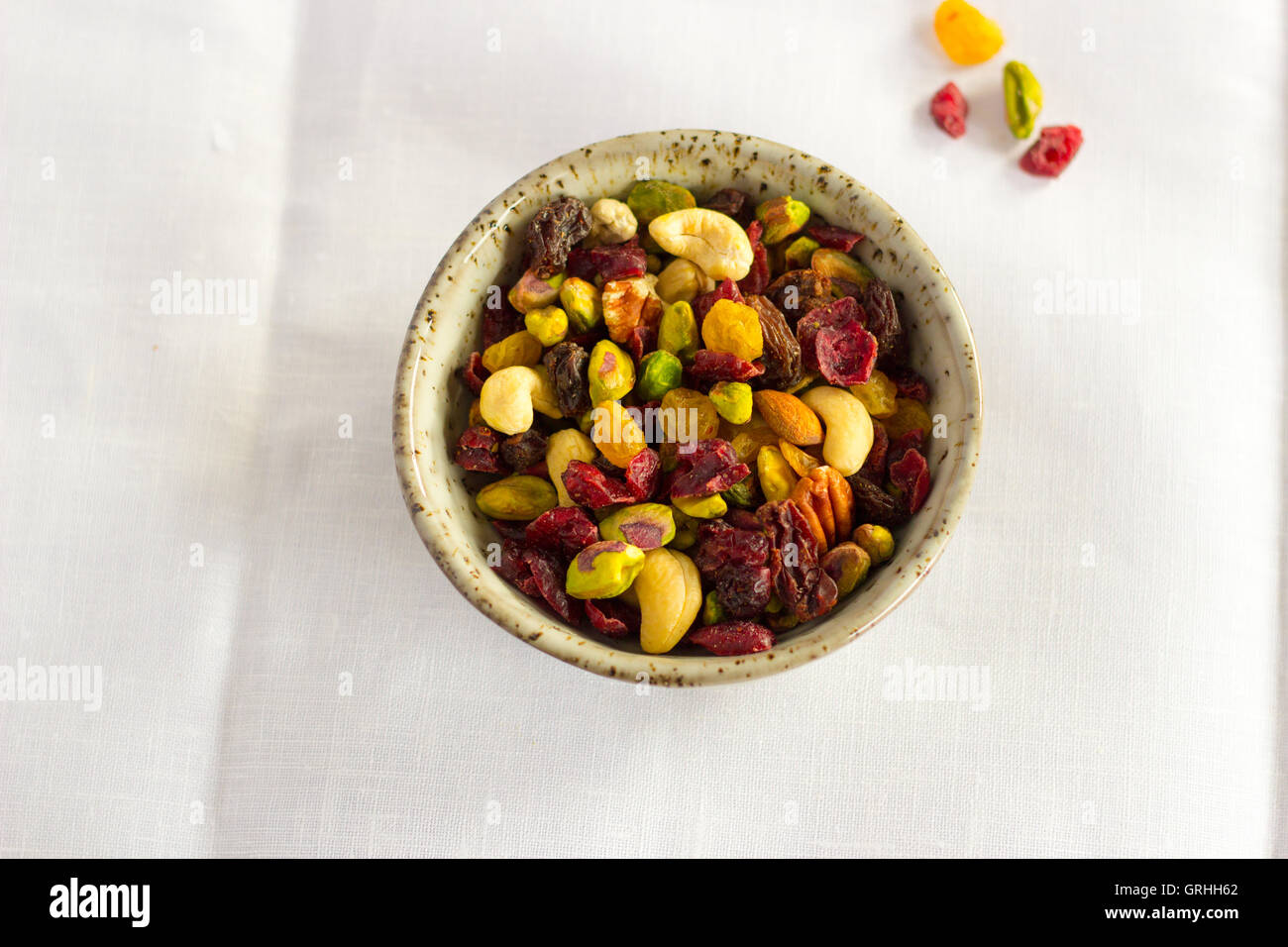 Dried fruit and nuts snack healthy hi-res stock photography and images ...