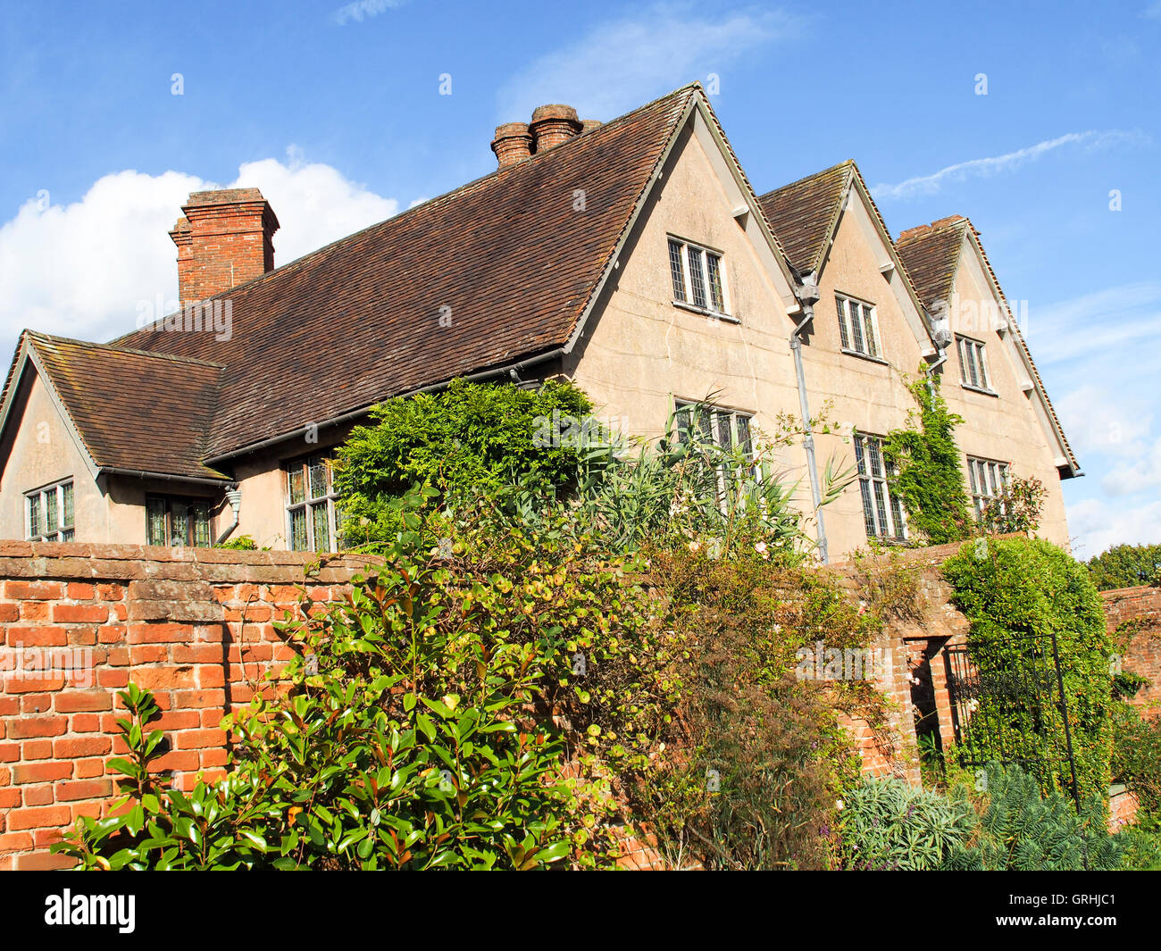 packwood house estate grounds stately home uk gb warwickshire midlands ...