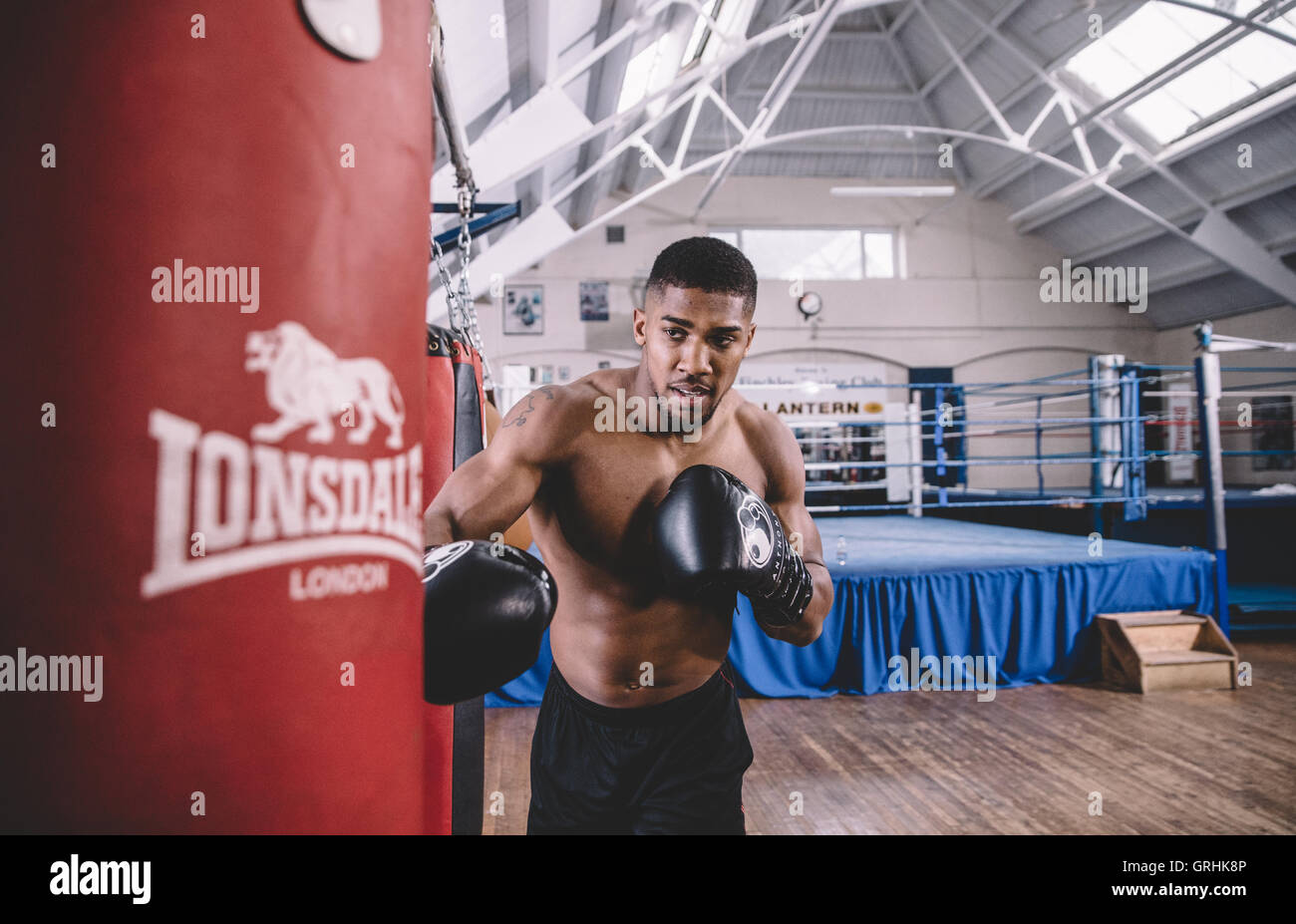 Anthony joshua hi-res stock photography and images - Alamy