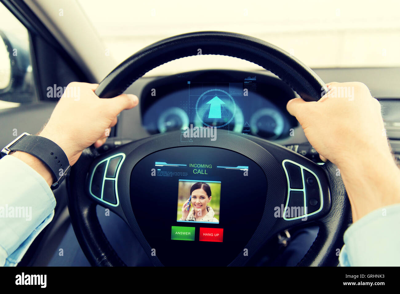 Incoming car hi-res stock photography and images - Alamy