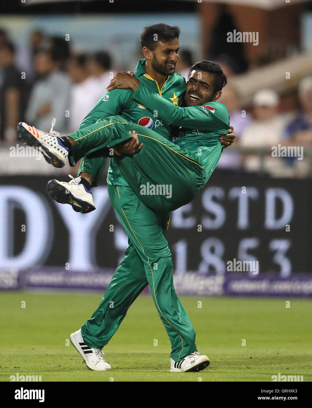 Babar azam hi-res stock photography and images - Alamy