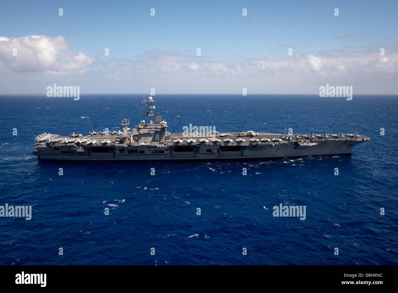 Nimitz class aircraft carrier uss john c hi-res stock photography and images - Alamy