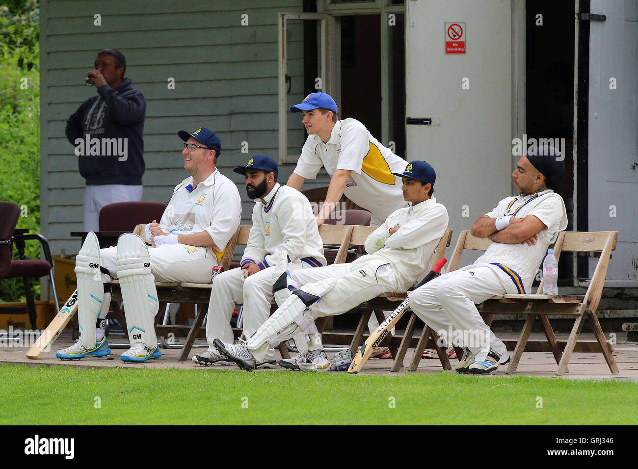 Rainham players look on during Ingatestone and Fryerning CC vs Rainham ...