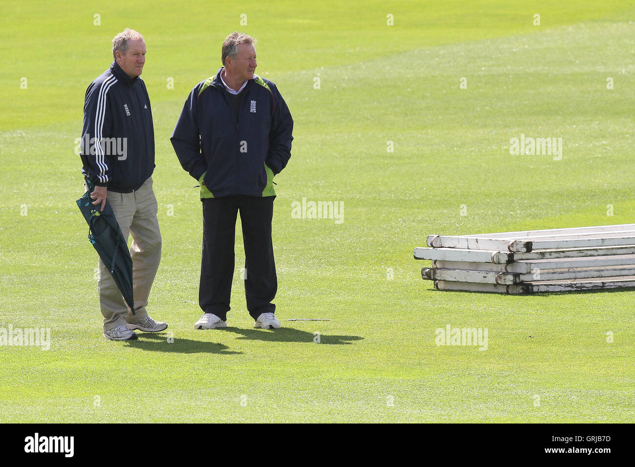 R cowley hi-res stock photography and images - Alamy