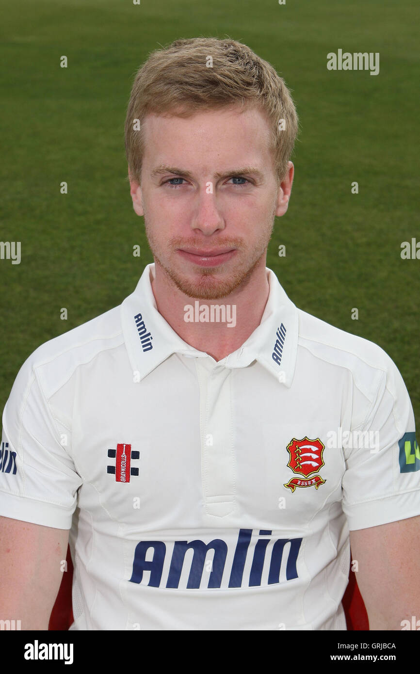 Adam Wheater of Essex CCC in LV County Championship kit - Essex CCC ...