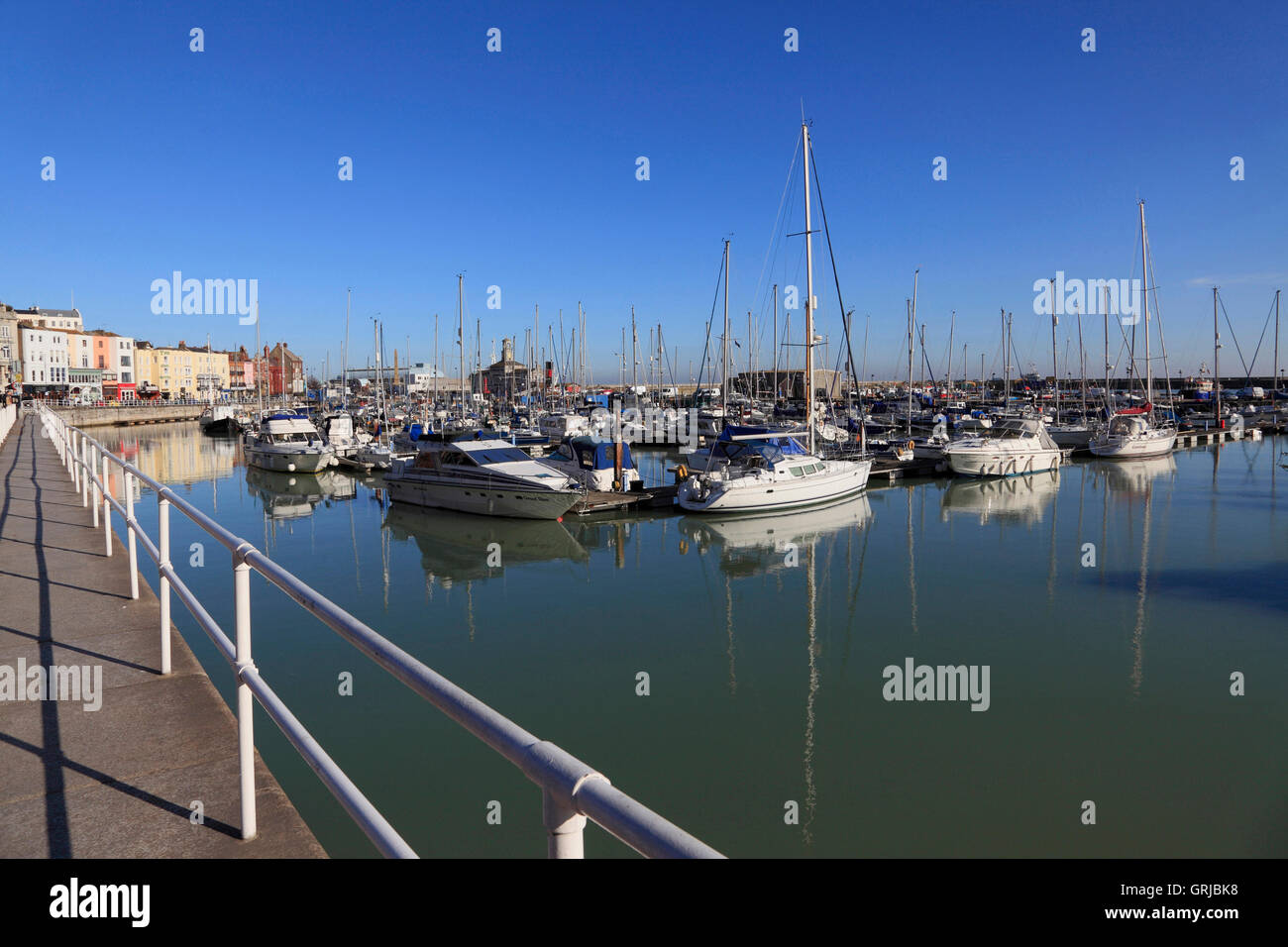 Ramsgate docks hi-res stock photography and images - Alamy