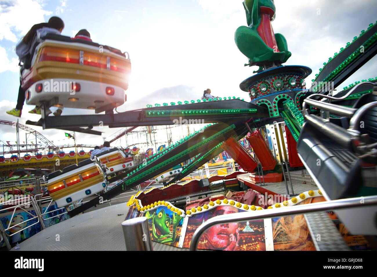 Ocean Beach funfair in South Shields Stock Photo - Alamy