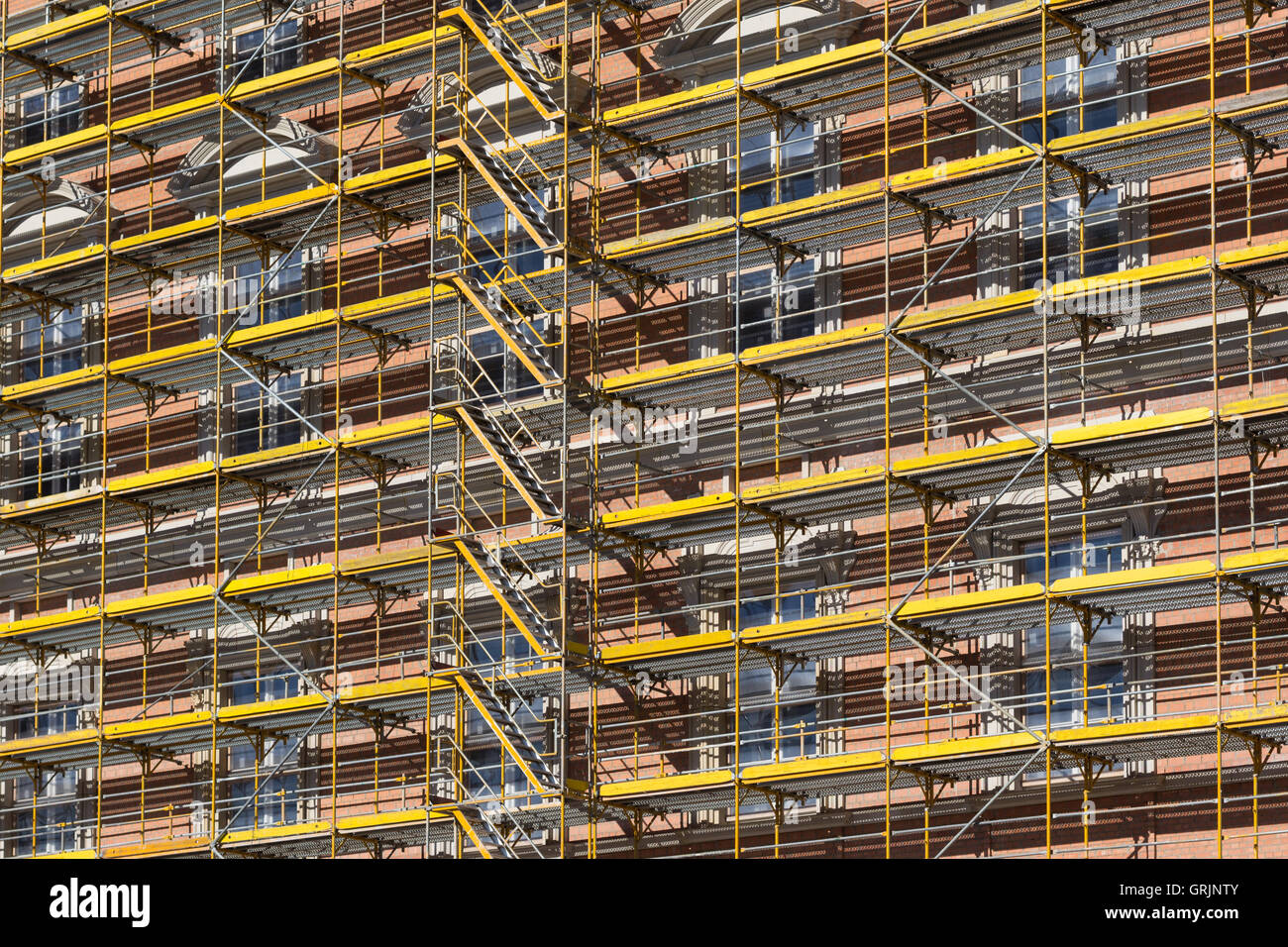 Scaffold construction huge hi-res stock photography and images - Alamy