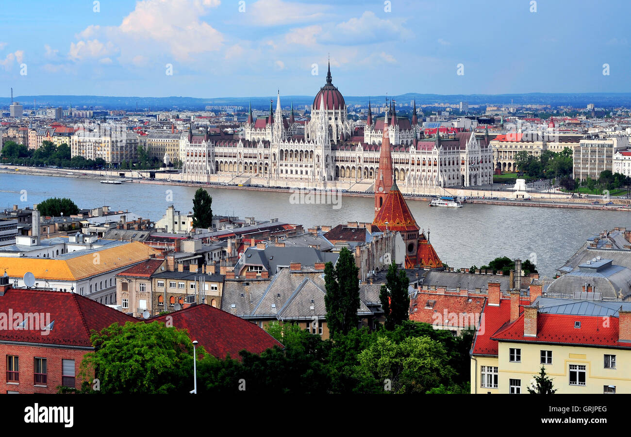 Hungarian capital hi-res stock photography and images - Alamy