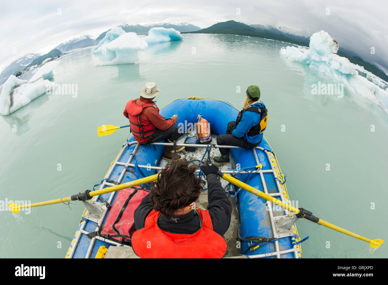 Rafters navigating icebergs on Alsek Lake, Alsek River Stock Photo - Alamy