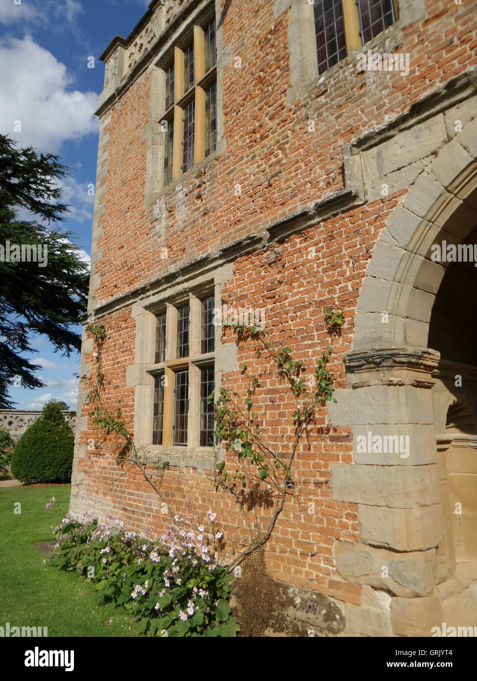 stately home gardens Stock Photo - Alamy