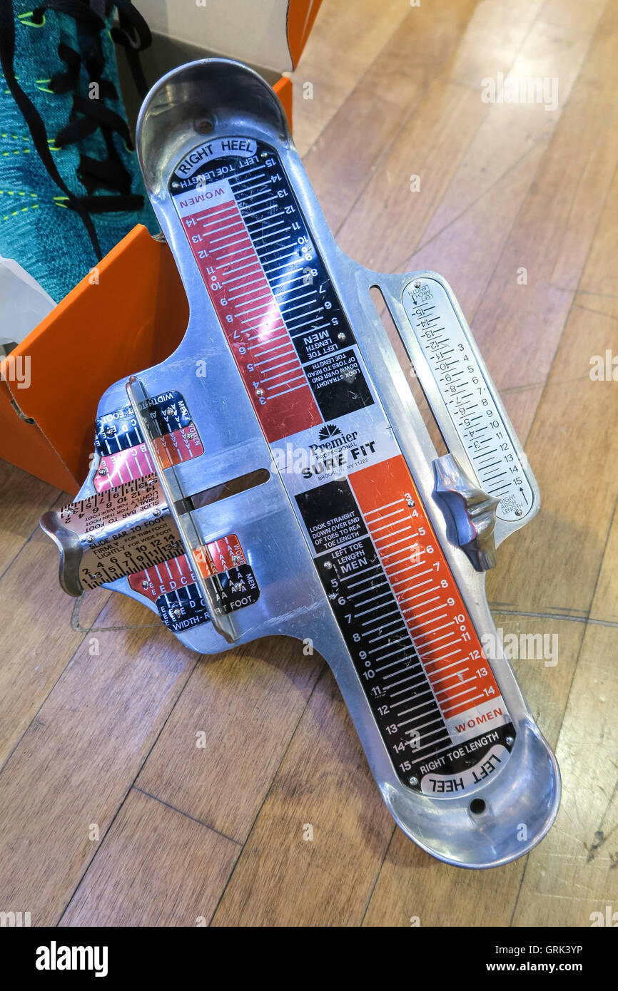 Brannock Device and Shoe Box Stock Photo - Alamy