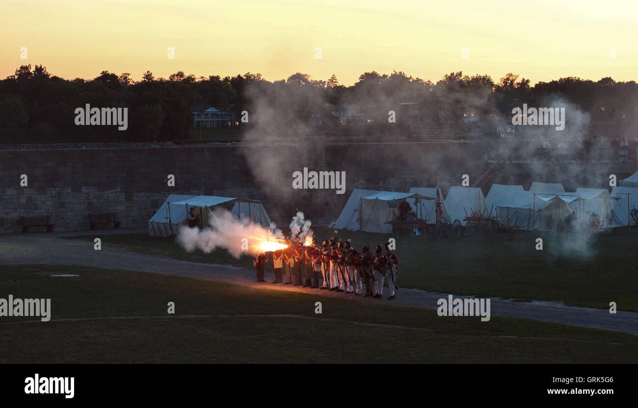 War of 1812 re-enactors in historic uniform at Fort Niagara, New York ...
