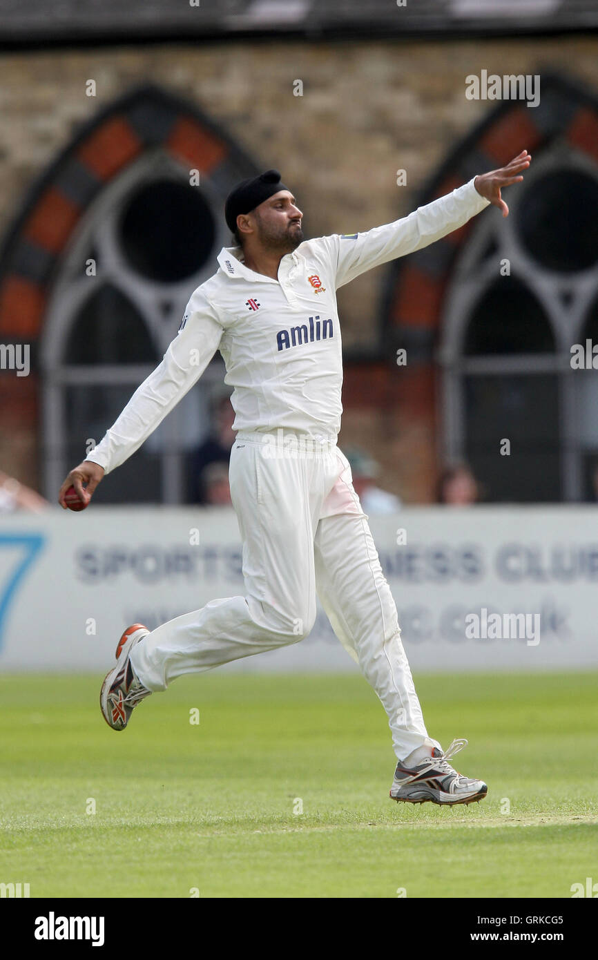 Harbhajan Singh in bowling action on debut for Essex - Gloucestershire ...