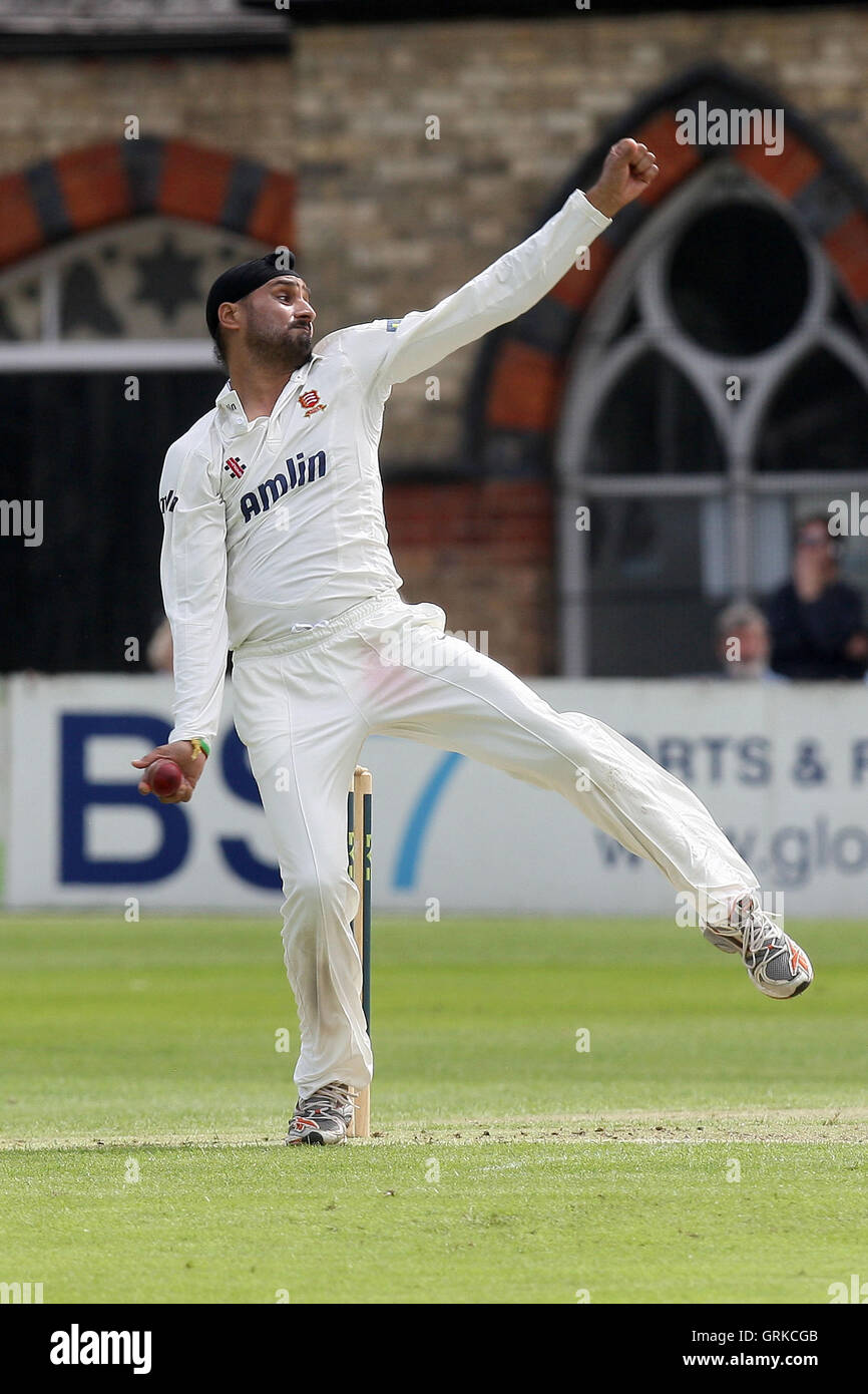 Harbhajan Singh in bowling action on debut for Essex - Gloucestershire ...