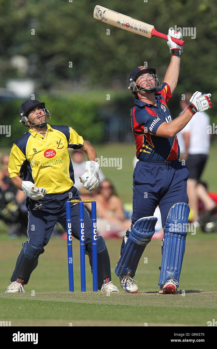 Graham Napier in batting action for Essex - Upminster CC vs Essex CCC ...