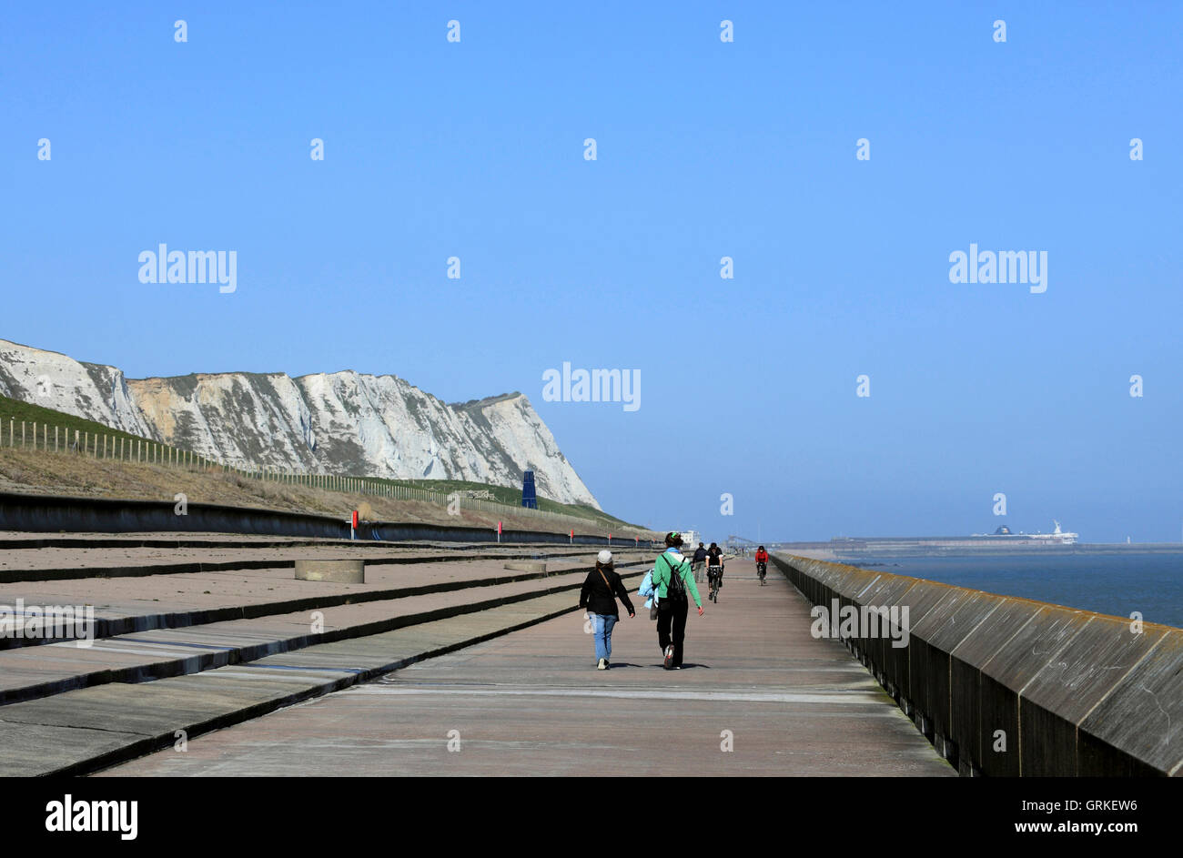 Shakespeare cliff dover hi-res stock photography and images - Alamy