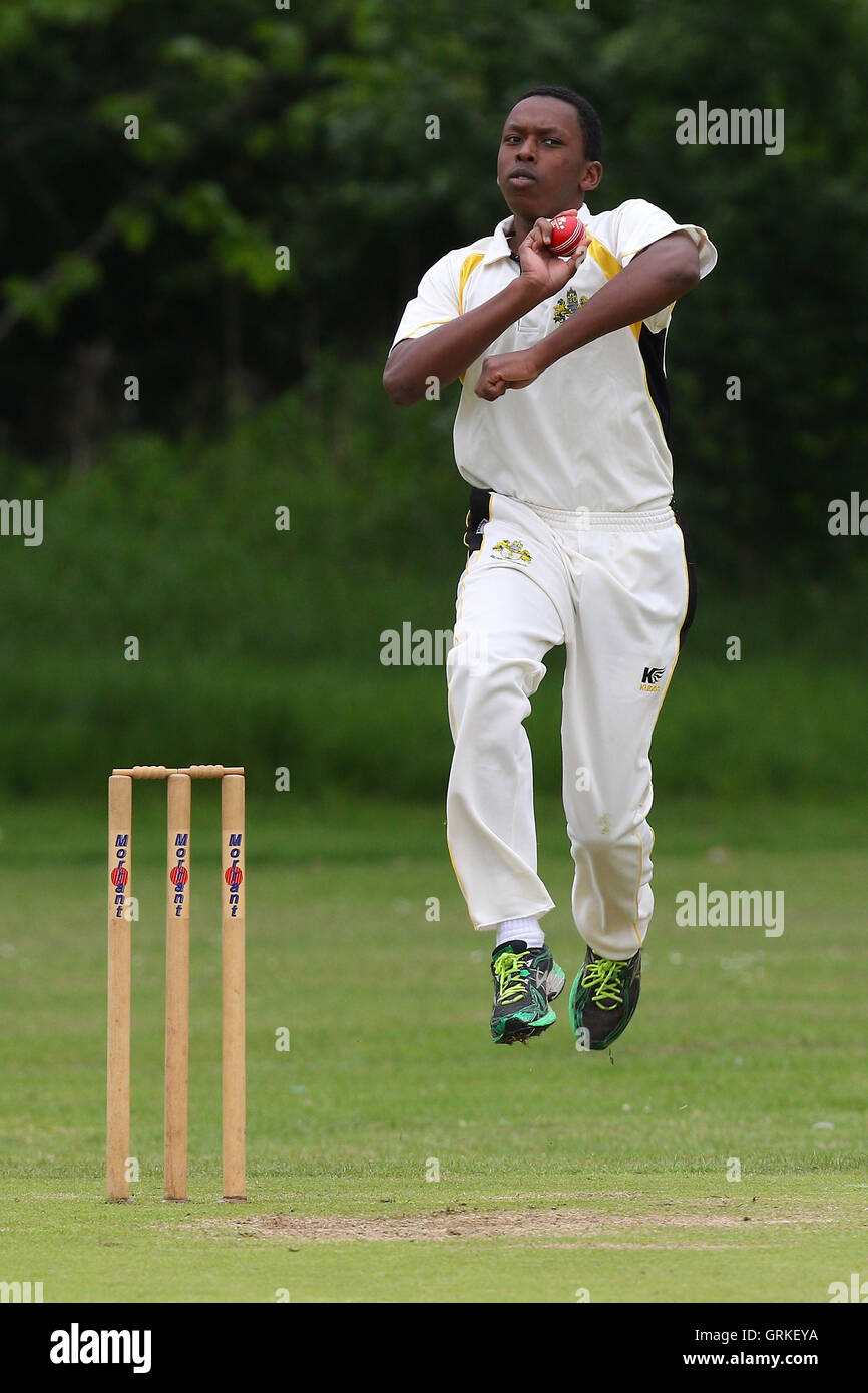 Gidea Park & Romford CC (fielding) vs Stanford-le-Hope CC - Essex Club ...