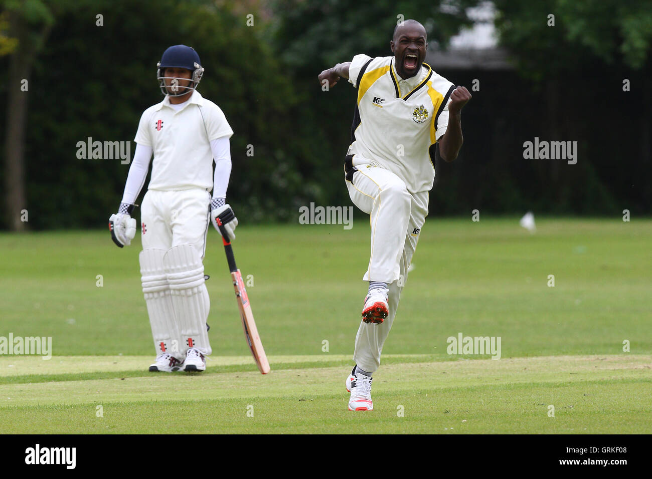 Gidea Park & Romford CC (fielding) vs Stanford-le-Hope CC - Essex Club ...