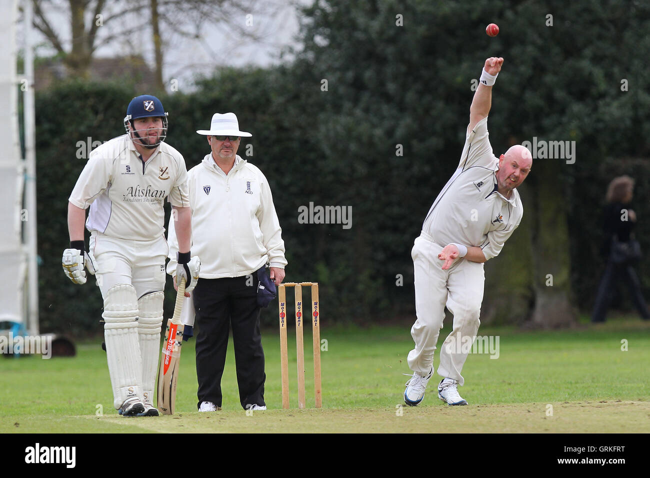 Kerry Marriott in bowling action for Chingford - Upminster CC vs ...