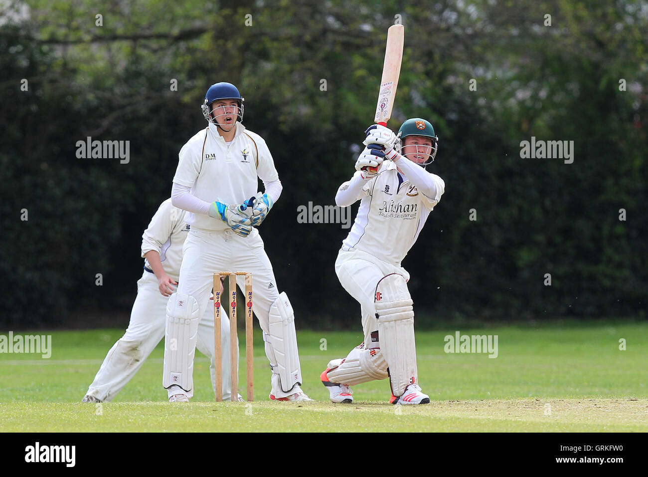 Chingford cricket club hi-res stock photography and images - Alamy