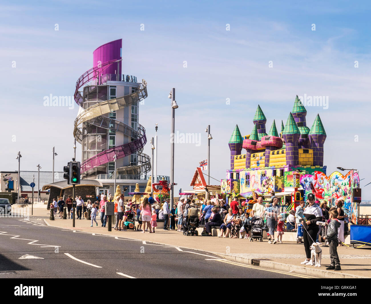 Fairground rides uk hi-res stock photography and images - Alamy