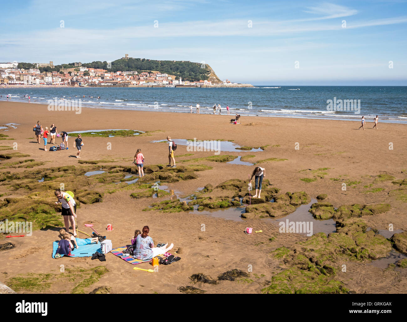 Scarborough south bay pool hi-res stock photography and images - Alamy